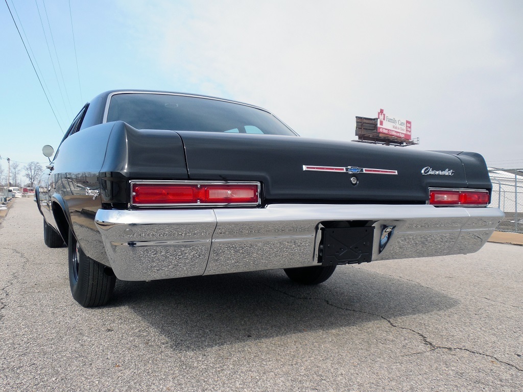 1966 Chevrolet Biscayne L72