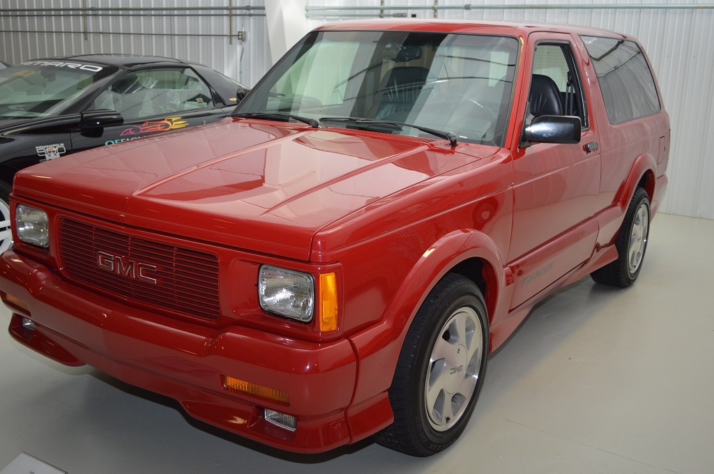 1993 GMC Typhoon SUV